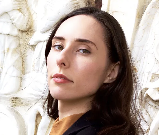 Valerie Stivers - Compact | Compact